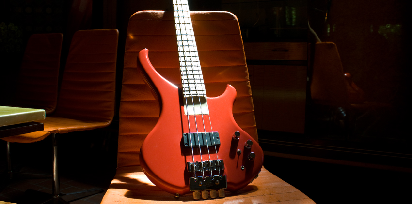 BassLine - handcrafted custom bass - made in germany.