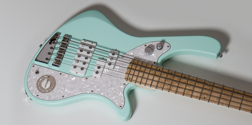 BassLine - handcrafted custom bass - made in germany.